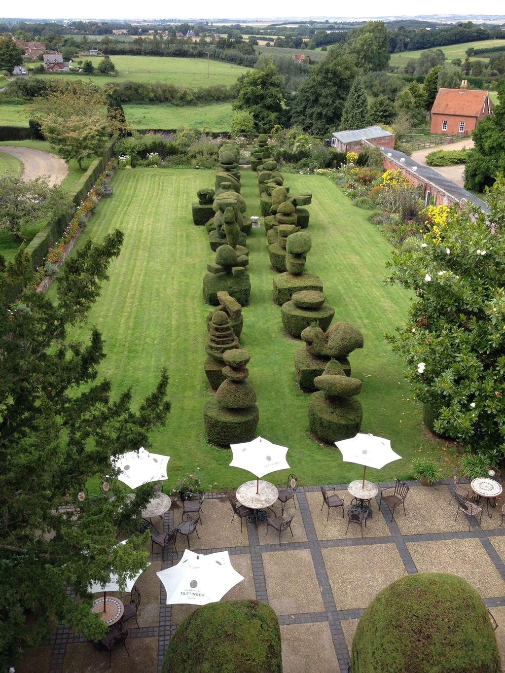 Prog Rock, Whitstable Pearl and the beautiful setting of Mount Ephraim ...